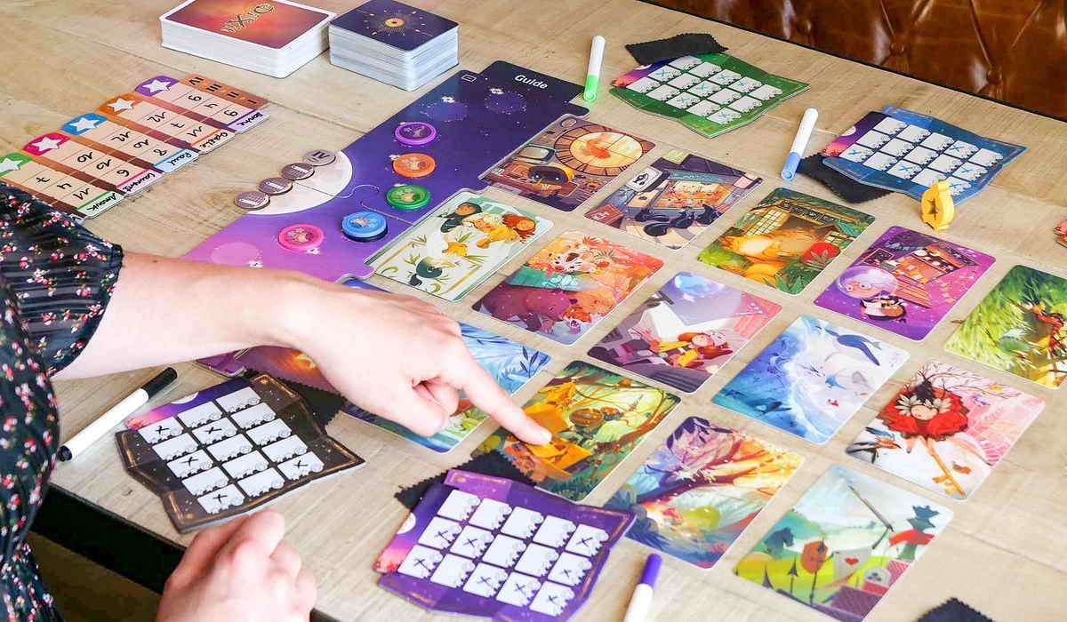 Stella – Dixit Universe review – Press Play Media